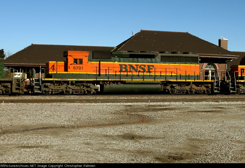 BNSF 6781